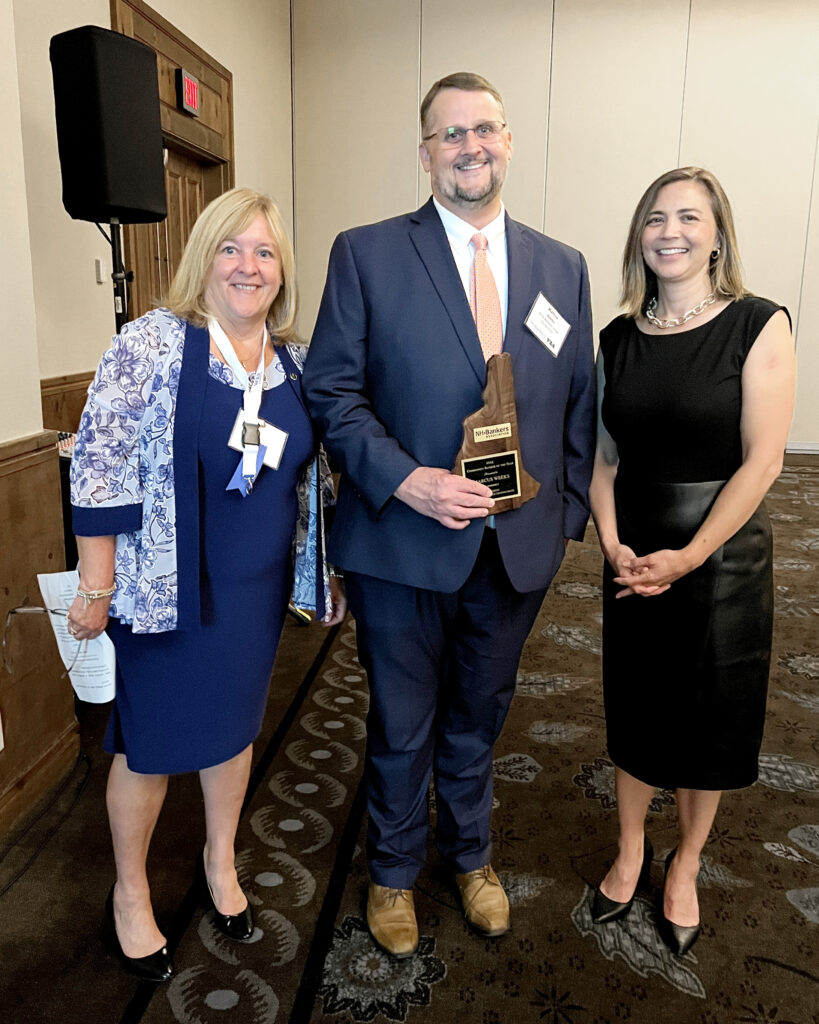 MVSB President Marcus Weeks Named Community Banker of the Year